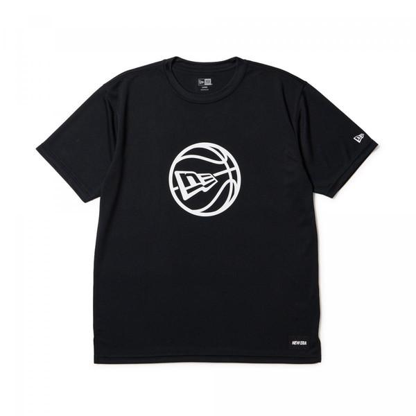 パフォーマンス機能とバスケットボールモチーフを融合させたテックTシャツ。 ニューエラオリジナルのレギュラーフィットシルエットを採用。 吸汗速乾性に優れた独自開発素材「COOLERA 」を使用。 UVカット機能「SOLARERA 」、抗菌機能...