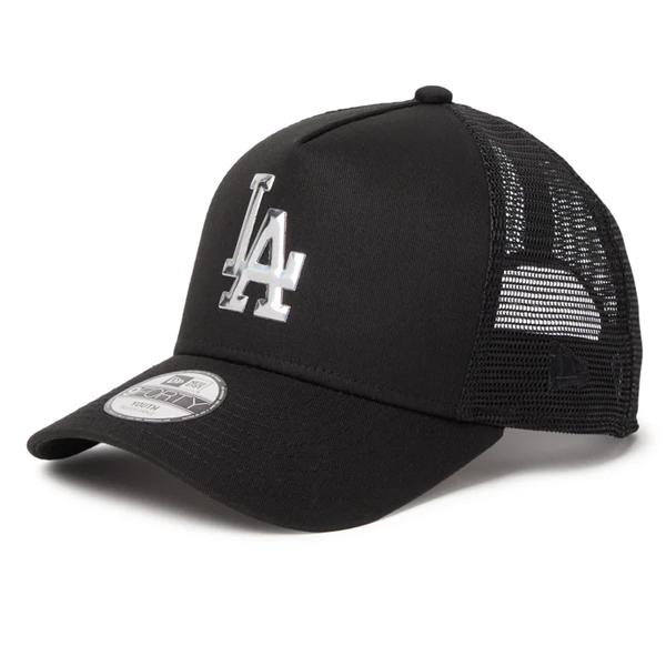 通気性もデザイン性も叶えるスポーティーキャップ。TPU素材を使用した立体感のあるロゴが、印象的なアクセントに。MLBの2球団ロゴと、NEW ERA?ブランデッドロゴの計3タイプを展開。メッシュ仕様で通気性に優れ、春夏の外遊びやお出かけも快適...