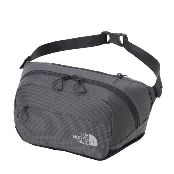 「都市生活における機能合理性」をコンセプトに、オンオフ兼用できるウエストバッグです。素材には、軽量性と耐久性を両立した100デニールのリサイクルロビックリップストップナイロンを一部採用。機能的ながらミニマルなデザインで、デイリーユースからラ...