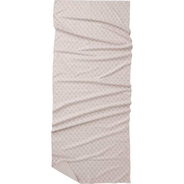 Real Stone のロゴをあしらった、マイクロファイバーのラグタオル。吸水性も良くお洗濯できるので、マットの上に敷いたり、砂も着きにくいのでビーチでも活躍。コンパクトに丸めて持ち運びも便利なアイテムです。また、「IFMC.」加工を施し、...