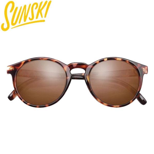 ディプシーは、サンフランシスコのベイエリアのハイキングトレイルから名づけられました。多彩なカラーとあらゆるシーンに対応しやすいクラシックなラウンドシェイプなモデルです。SUNSKIの中で一番人気のモデル、全世界の各世代から支持を受けてます。...