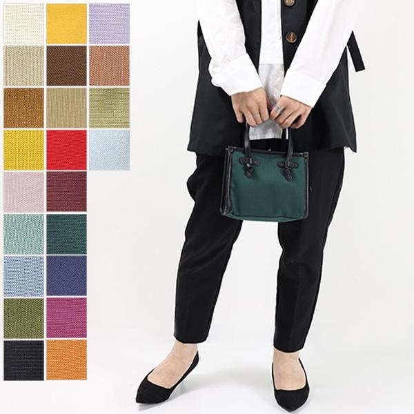 商品説明人気シリーズ「マルチェッラ」のミニサイズ。シンプルなボックス型のボディはレザーがアクセントになっています。ショルダーが取り外し可能になっており、ハンドバッグスタイルもお楽しみいただけます。ブランド名GIANNI CHIARINI （...