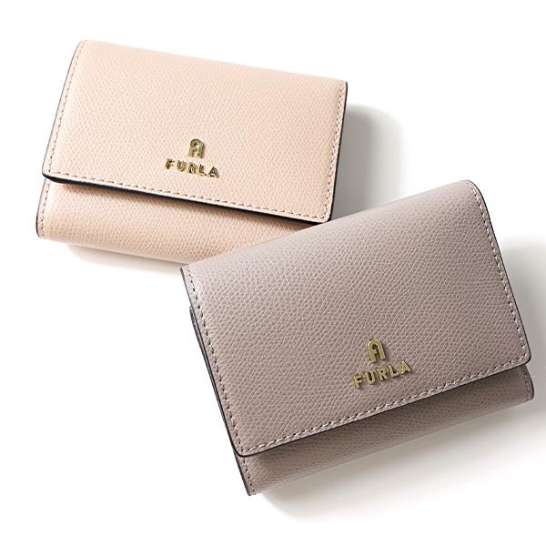 FURLA フルラ 三つ折り財布 CAMELIA Tri-Fold Wallet カメリア WP00454 ARE000 レディース レザー ミニ財布 小銭入れあり ロゴ■商品説明高級感のあるグレインレザーに、ブランドロゴとアーチロゴが上品...