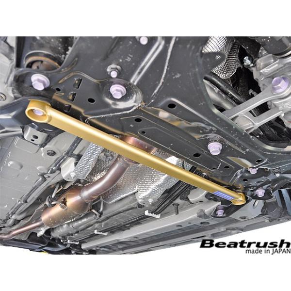 ビートラッシュ・フロントメンバーサポートバーはサスペンションアーム取付ボルト部の剛性を上げ、フロントサスペンション性能・ボディ剛性を高めます。　●適合車種：ヤリス [MXPA10]、ヤリス ハイブリッド [MXPH10]　●仕様：アルミオー...