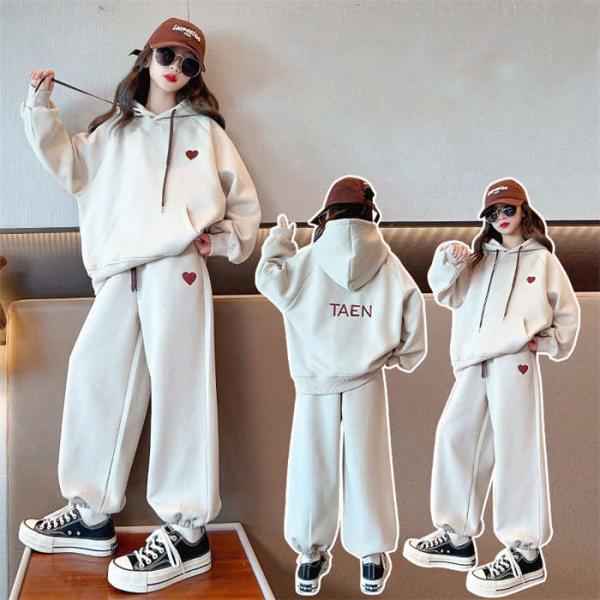 商品名：子供服 ジャージ 女の子 スウェットセット ジャージ上下 キッズスウェット 長袖 セットアップ パンツセット トップス 長パンツ スポーツウェア 2点セット 普段着 カジュアル 大きいサイズ 秋服 春服 おしゃれ ファッション 子ど...