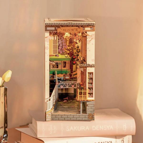 Rolife ROBOTIME ウッドパズル　手作り　DIY 大人のトイ　癒しの時間　組み立てる　キット　工作　電気　ライト　LED 手作りキット　桜　さくら　電車