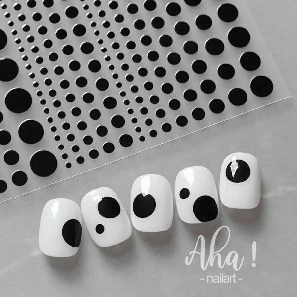 シンプルなドットステッカー■カラー：画像参照■原産国：中国※入荷時期により画像と実物のデザインに違いがある場合がございます。※価格は予告なく変動いたします。