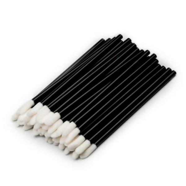 リムーブやピンポイントオフなどに。使い捨て出来るので衛生的です。■内容量：約50本前後■カラー：ブラック■長さ：約13cm■ビニールパック入※パッケージ、本体カラー等は予告なく変更となる場合がございます。広告文責　East LLC.（018...