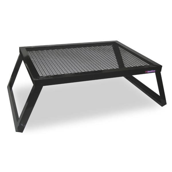 ■仕様・サイズ(約):高さ245mm×幅605mm×奥行456mm・重量(約):5.6kg■商品説明・床上約25cm。「鎖いらず」で「視界良好」・鉄板にはもちろん、ダッチオーブンやスキレット・パエリアパンなどを置くのにも適しています。・未使...