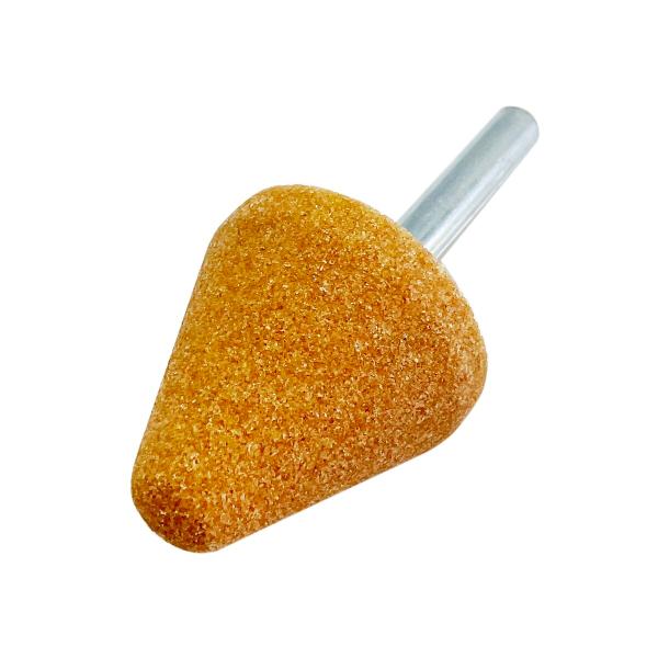 ■仕様・用途:HSS鋼・特殊鋼・合金工具鋼のバリ取りや溶接ビートの除去に・外寸(約):φ32×長さ67mm・砥石部サイズ(約):φ32×32mm・軸のサイズ(約):φ6×35mm・粒度:#60・形状:三角型・許容最大回転数:23000min...