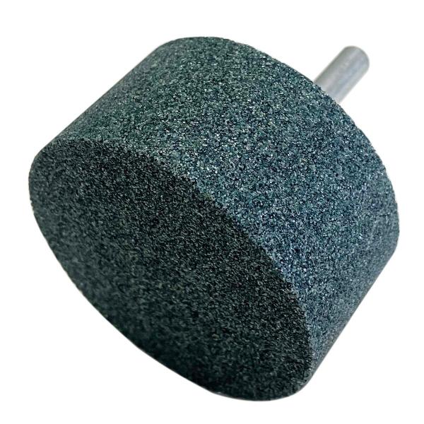 ■仕様・用途:超硬金属・ガラス・石材・貝殻・陶器等を研磨する際に・外寸(約):φ50×長さ57mm・砥石部サイズ(約):φ50×25mm・軸のサイズ(約):φ6×32mm・粒度:#60・形状:平型・許容最大回転数:3000min-1・適用工...