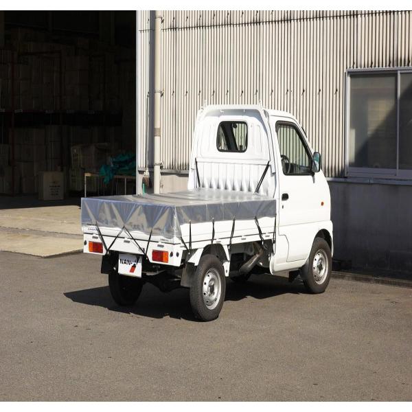 素材：アルミ蒸着ポリエステルフィルム色：SW(シルバー)対応車種：軽トラック積載量：350kgシート寸法:175×210cm製品重量(g)2000生産国日本取り付けらくらく。使いやすくて経済的。強度抜群。完全防水。断熱・保冷に最適。※品質向...
