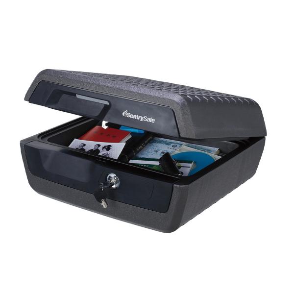 ■仕様・材質:耐火材（サーバイバキャスト）、ポリマー層・外寸サイズ(約):W419×D375×H193mm・内寸サイズ(約):W321×D232×H136mm・重さ:約14.1kg・容量:約10.2リットル（A4紙対応）・付属品:付属品:鍵...