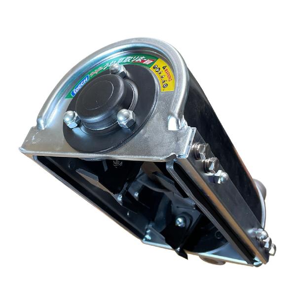 ■仕様・製品サイズ(角度可変時の最大寸法):全長180×全幅267×全高140mm・削り幅:120mm・角度可変ヘッド:水平90~180度・推奨エンジン:排気量20cc以上・製品重量(g):2000■商品説明・高速回転フリーハンマー刃により...