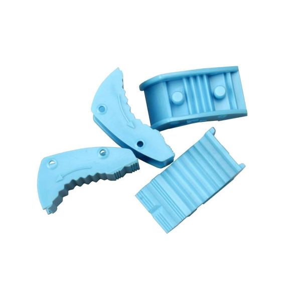 用途:ぷらイヤー(PL-150SC-S用)のくわえ部交換用樹脂パッド対応商品:ツノダ(Tusnoda)ぷらイヤー150mm(PL-150SC-S)入数:2セット交換方法:・1.ドライバー等で先端穴部分に差し込み押し込んで外す・2.樹脂の向き...