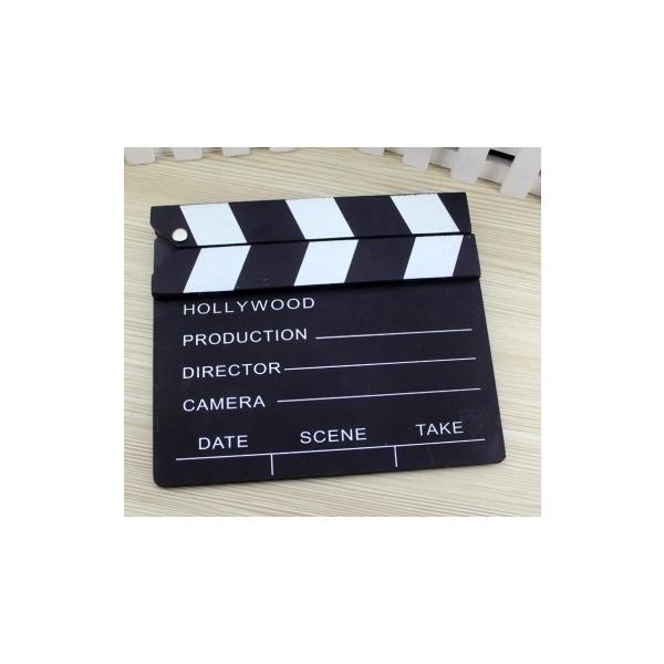 木製カチンコ（映画の撮影道具のひとつ）の玩具商品サイズ 20 x 17 cm