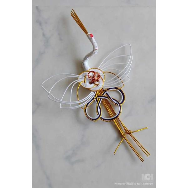 パーティー小物としてやご家庭用での特別な日の小物、贈り物の演出品としてなどにも。☆海外向けのお土産にも。約10.5×17cm成分：紙、ステンレスワイヤー日本製こちらの商品のみのお買い上げはクリックポスト発送となります