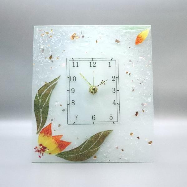 ■商品情報サイズ　高24ｃmX幅20cm材質　ベネチアングラス輸入先国　イタリア電池　単3電池×1個単三電池1本お付けし、お届け致します。ムーブメント（時計本体）は、1年間有効の保証書付きです