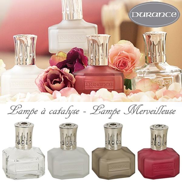 【商品詳細】あすつく対応！■カラー：・クリア150101・フロスト150102・トープ150103・バーガンディ150104 ■サイズ/容量：本体高さ：11.5cm×幅約9.0cm本体内容量：約200ml■商品内容：・アロマランプ本体(内キ...