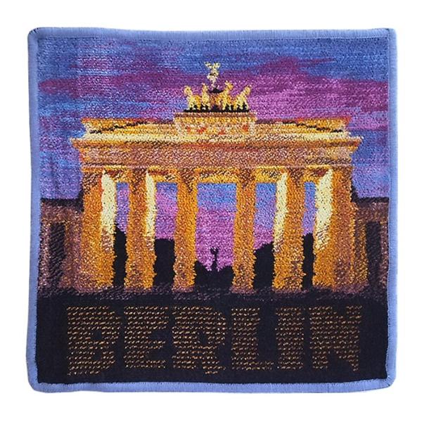 【商品詳細】メール便送料無料■サイズ：約30cm×約30cm※スタッフ採寸のため若干の誤差が生じる場合があります事予めご了承ください。■素材：綿100％＊特殊なシュニール織りの為、柄にバラつきが御座います。【メール便配送について】複数ご注文...