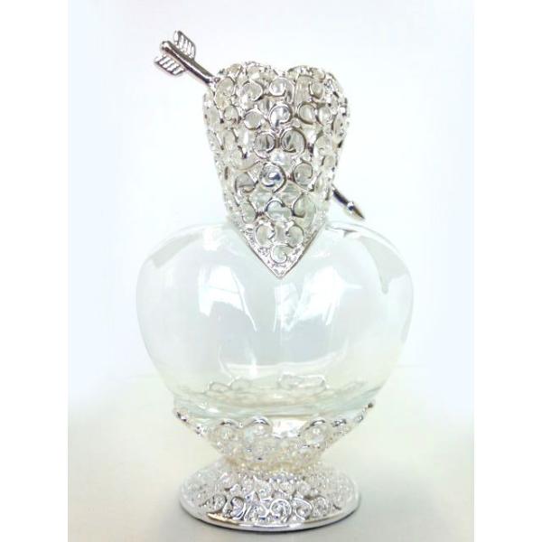 容量：約50〜60ccカラー：クリアー×シルバーサイズ：高さ:13.5cm 幅:約8cm 付属品：専用ミニバーナー、ロート、ランプ箱※こちらの訳ありランプは、ランプベルジェ製ではありませんがランプベルジェ製フレグランスオイルでご使用頂けます...