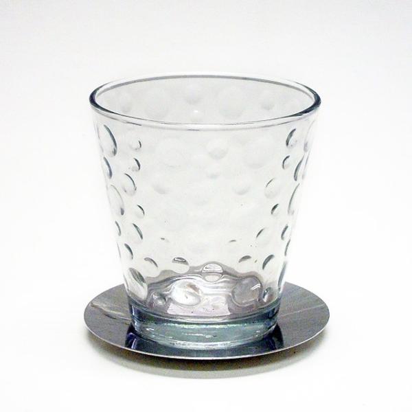 こちらのグラスキャンドルホルダーはオイルランプ50ccベーシック専用です凹凸水玉模様があり、厚みのあるしっかりしたグラスです着火時は孔雀の羽のような影模様がテーブルいっぱいに広がり華やかですお好きなカラーのランプオイルで、オリジナルのインテ...