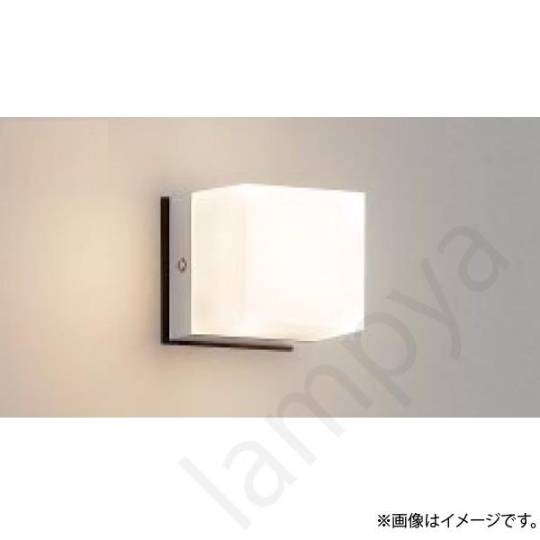 直付・壁付・門柱取付　白熱球60W相当防雨型　表ネジ式◆LED◆アルミダイカスト・シルバーメタリック塗装◆アクリル・乳白色消し塗装仕上◆幅-□100 出幅-104mm 重-0.5kg◆光源寿命:40,000時間◆調光範囲(100〜約1%)◆...