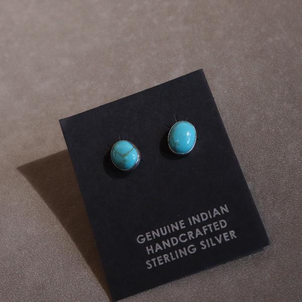 ・素材：925 Sterling Silver, Turquoise・サイズ： 0.9cm×0.6cm・生産国：フランス・付属品：ポーチ※商品画像については、モニターによって色味が若干異なります事ご了承ください。＜HARPO　ハルポ＞フラン...