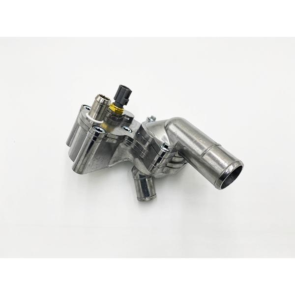 サーモスタット、メタル製サーモハウジング(対策品)、シール、水温センサー＋クリップのフルセットです。【商品情報】フォード■適合車種：2005-2010y マスタング V6/4.0L (E/Gコード：N)■商品名：サーモスタット+メタル対策品...