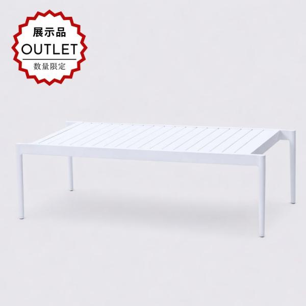 【商品名】【展示品アウトレット】ガーデン センターテーブル　アルミニウム ＠CBi SEASIDE【品番】ABT100W【寸法】外寸：（幅）120 ×（奥行）60 ×（高）37  cm重量：約6kg ※大きさ、重量、色味の様子等には個体差が...