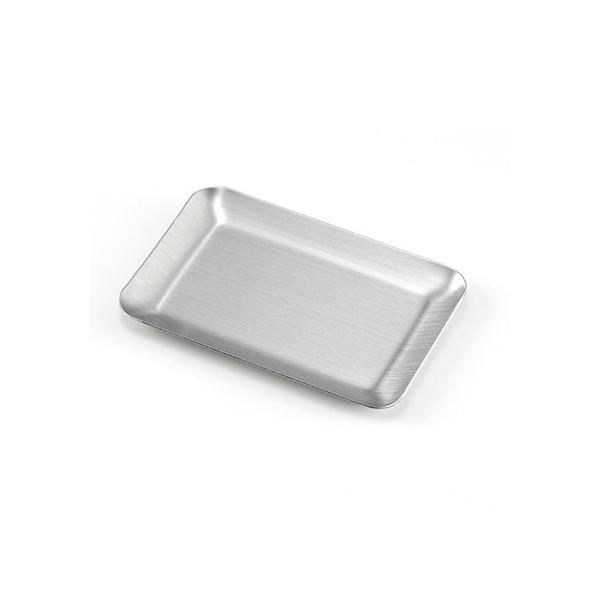 ミニ角トレー(534064)テーブル上の調味料トレーとしてや、小物入れなどにも。日常生活ではキーレストやアクセサリー入れとしてお使いいただけます。【商品仕様】サイズ／約104×72×7mm重　量／約60g材　質／18-8ステンレス鋼日本製