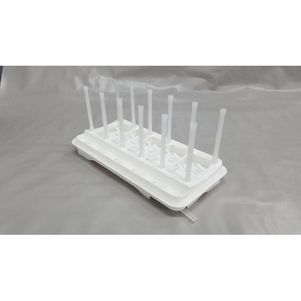 水切りラック チェス12 ホワイト(CH-12W)立てたり掛けたりでき、位置替えも簡単！支柱の位置を自由に変える事が出来る為フライパン・鍋などの大きい物も水切りできます。支柱により、コップやボトルなどが安定して立てられ、きれいな水切りができ...