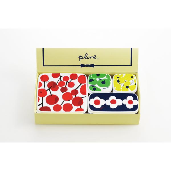 プルーン シール容器 4pcセット B(PL-113）カラフルでかわいい保存容器です冷蔵庫内でも収納時でも場所を取らずにスッキリ。フタをはずして電子レンジでも使用できます。セット内容/ 正角130ml：2、長角290ml・正角610ml：各...