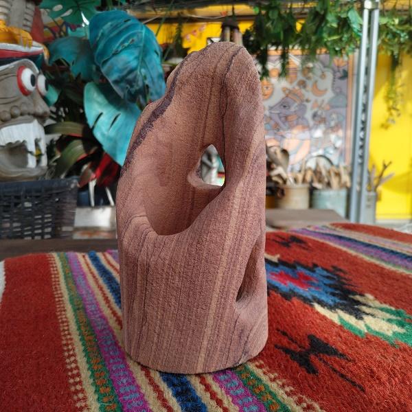 アメリカ・アリゾナ州にあるセドナで産出される赤い砂岩 セドナストーンセドナは古くからネイティブアメリカンの聖地として大切にされてきた場所地球のエネルギーが渦巻くパワースポット「ボルテックス」がある地としても世界中にその名が知られていますこれ...