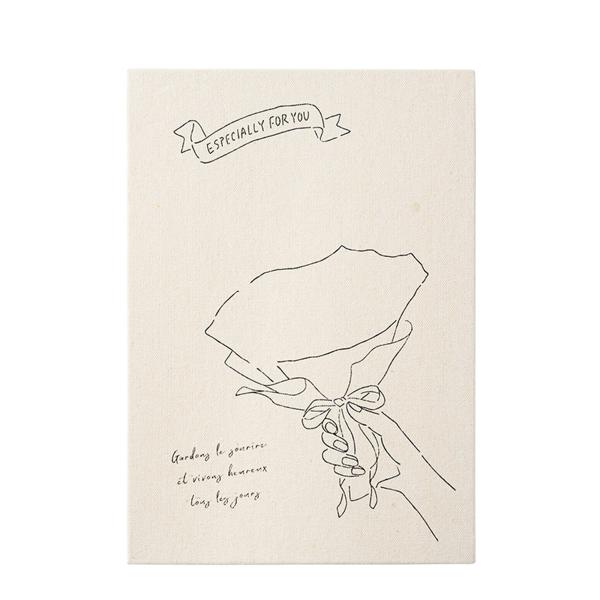 【GREENHOUSE ブーケ アイボリー 5128-AI】布にイラストが印字された温かみのあるデザイン。ブーケの部分に好きなお花を誂えて作ります。ハンドメイド作家さんやお教室にピッタリの商品です。裏側にフック&amp;スタンドが取り付けら...