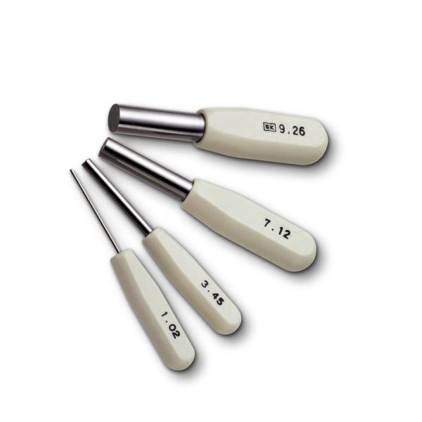 ●シャンク付で素手で測定ができ、手の汚れがゲージに付着しないです。●体温による温度変化も少なく取り扱いやすいです。
