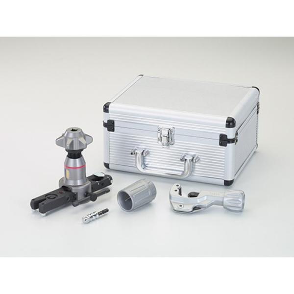 【特長】●電動インパクトドライバ対応のフレアツールです。●さらに堅牢・便利に進化●電動インパクトドライバに対応し、さらに使いやすさと堅牢性を高めるために各部品を徹底強化。●過負荷や戻しすぎ防止機能などの便利さはそのままに、人気の機構や新しい...