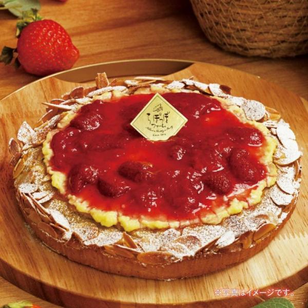 いちごをたっぷりと使用し、とろ〜りカスタードクリームと合わせました。しっとりおいもとの相性抜群です！ーーーーーーーーーーーーーーーーー原材料さつまいも（国産）、フラワーペースト（生乳、砂糖、植物油脂、全卵、その他）、いちご、いちごソース（い...