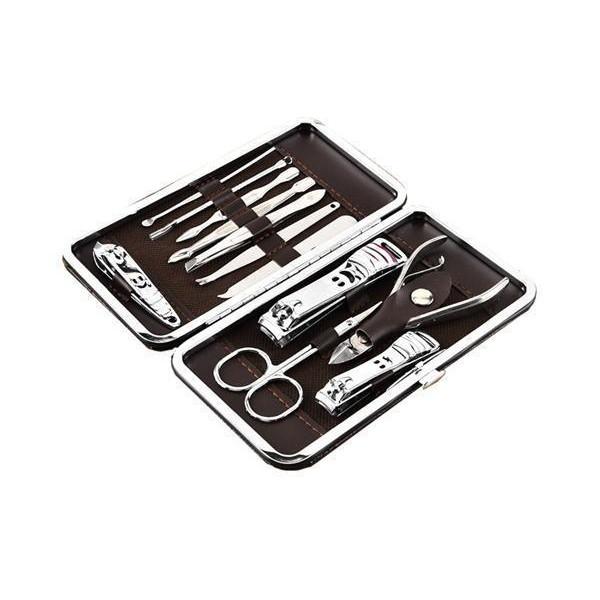 【商品説明】・気になったときにすぐ使える携帯エチケットセットです。・爪切り3種、爪やすり、プッシャー2種、ネイルニッパー、甘皮取り、毛抜き、眉はさみ、耳かき、ニキビ取りのセットです。・シンプルなデザインのケースで男女問わずお使いいただけます...