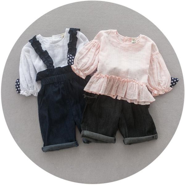 【メール便発送OK】【素材】コットン100%【詳細】春、夏向け可愛いらしいシャツのパンツの上下セットです。シャツはガーゼ綿、パンツは柔らかいジーンズ風の綿生地を使用。軽くて柔らかいので、とても動きやすいです。※パンツは8分丈【サイズ感】大き...