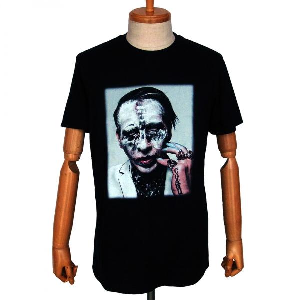 ボディカラー：ブラックサイズ：S〜XLSサイズ　肩幅約38cm 身幅約44cm 着丈約70cmMサイズ　肩幅約42cm 身幅約49cm 着丈約72cmLサイズ　肩幅約46cm 身幅約54cm 着丈約74cmXLサイズ　肩幅約50cm 身幅約...