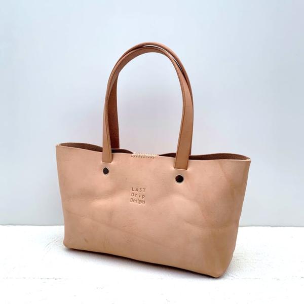 〇ブランドLAST Drip Designs （lastdripdesigns）ラストドリップデザインズ〇モデルNoldds-54539104〇サイズ（寸法）タテ約17.0cmヨコ約25.0cm厚み約7.0cmハンドル高さ約16.0cmハン...