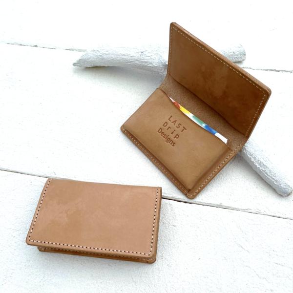 〇ブランドLAST Drip Designs （lastdripdesigns）ラストドリップデザインズ〇モデルNoldds-65544318〇サイズ（寸法）タテ約7.0cmヨコ約11.0cm厚み約2.5cm重さ約45.0gハンドメイドのた...