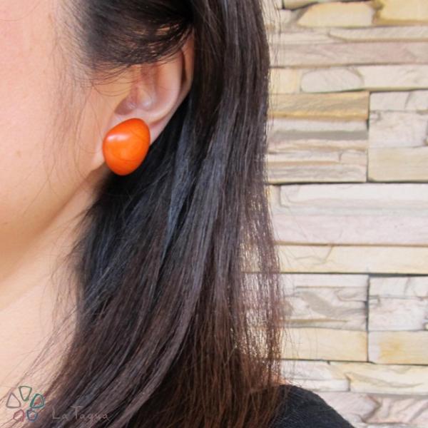 ■サイズ:約高さ3×横2〜2．5cm(自然の素材のため商品によって大きさに若干の差があります。) ■素材:タグア(象牙やし)、金具部分:ねじばね使用※本製品は、タグア(象牙椰子)を使用したハンドメイドの商品です。自然素材の商品によりパーツに...