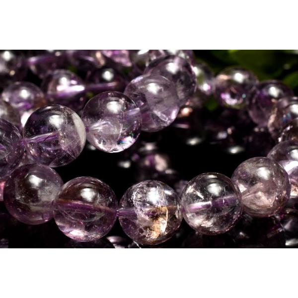 【材質】希少◇バイカラー アメトリン 産地：ブラジル【サイズ】約11mm（±0.5mm）【腕周り】約16.5cm(伸縮性有り)【重さ】約35g【特徴・意味】淡いバイカラーが美しいアメトリンです。今回入荷分はアメジストの割合多めで、稀にクラッ...