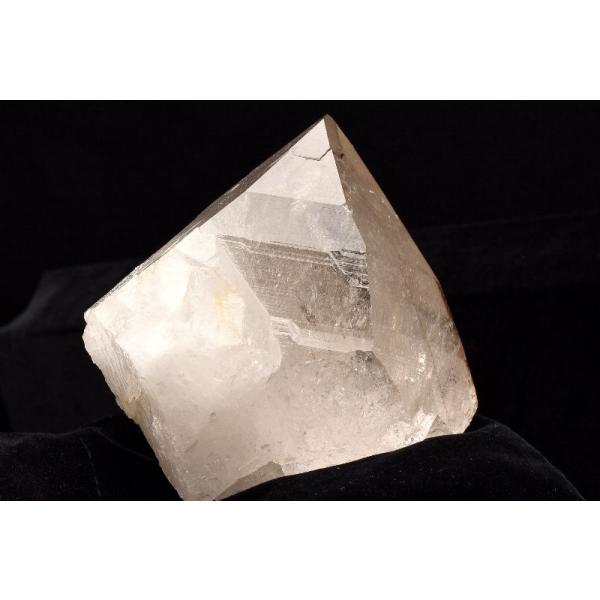 【材質】ヒマラヤ水晶 95x87x87mm 産地：ネパール・ガネーシュヒマール【サイズ】約95x87x87mm【重さ】約471g【特徴・意味】ガネーシュヒマールとは、ネパールの首都カトマンズから北方に位置し、ネパールとチベットの国境に広がる...