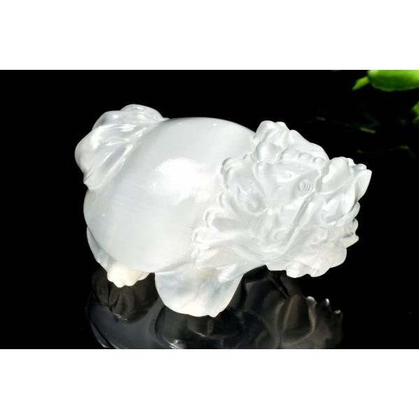 【材質】セレナイト(透石膏) 70x51x33mm 産地：メキシコ【サイズ】約70x51x33mm【重さ】約135-144g【特徴・意味】浄化力抜群！独特の光沢が美しいセレナイトです。水に弱い性質を持つので、水場を避けてインテリアとしてお使...