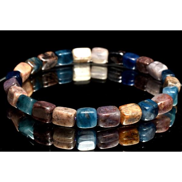 【材質】スギライト(杉石) 7-9x5.5-6mm 産地：南アフリカ【サイズ】約7-9x5.5-6mm(±0.5mm)【腕周り】約17cm(伸縮性あり)【重さ】約15g【特徴・意味】希少なブルーやピンクなどのカラーも含まれたマルチタイプのス...