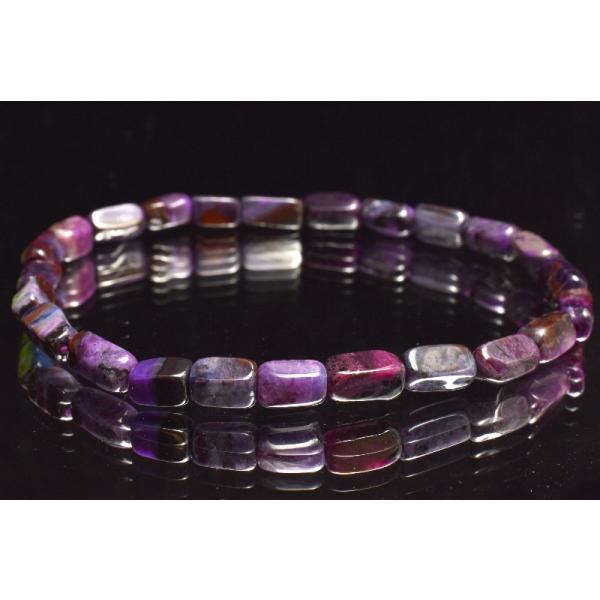 【材質】スギライト(杉石) 6-8x3.5-4mm 産地：南アフリカ【サイズ】約6-8x3.5-4mm(±0.5mm)【腕周り】約16.5cm(伸縮性あり)【重さ】約7.7g【特徴・意味】深く鮮やかなパープルが美しく発色するスギライトです。...
