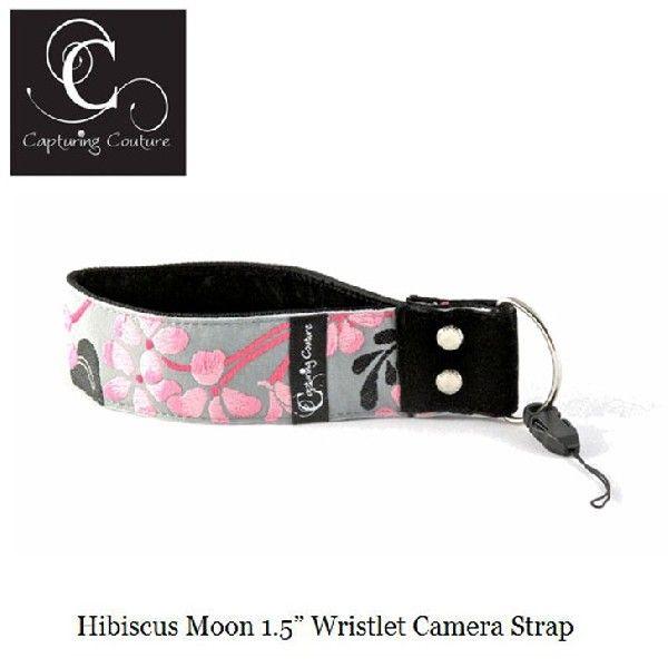 全長：26.5cmストラップ本体部：長さ17.5cm×幅4cmストラップ先端(ヒモ)：長さ5cm×厚さ0.1cm※お使いのカメラをお確かめ下さい。